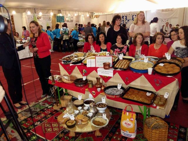 U Lukavcu će biti održana tradicionalna manifestacija ˝Bosanska sofra˝ - RTV Lukavac