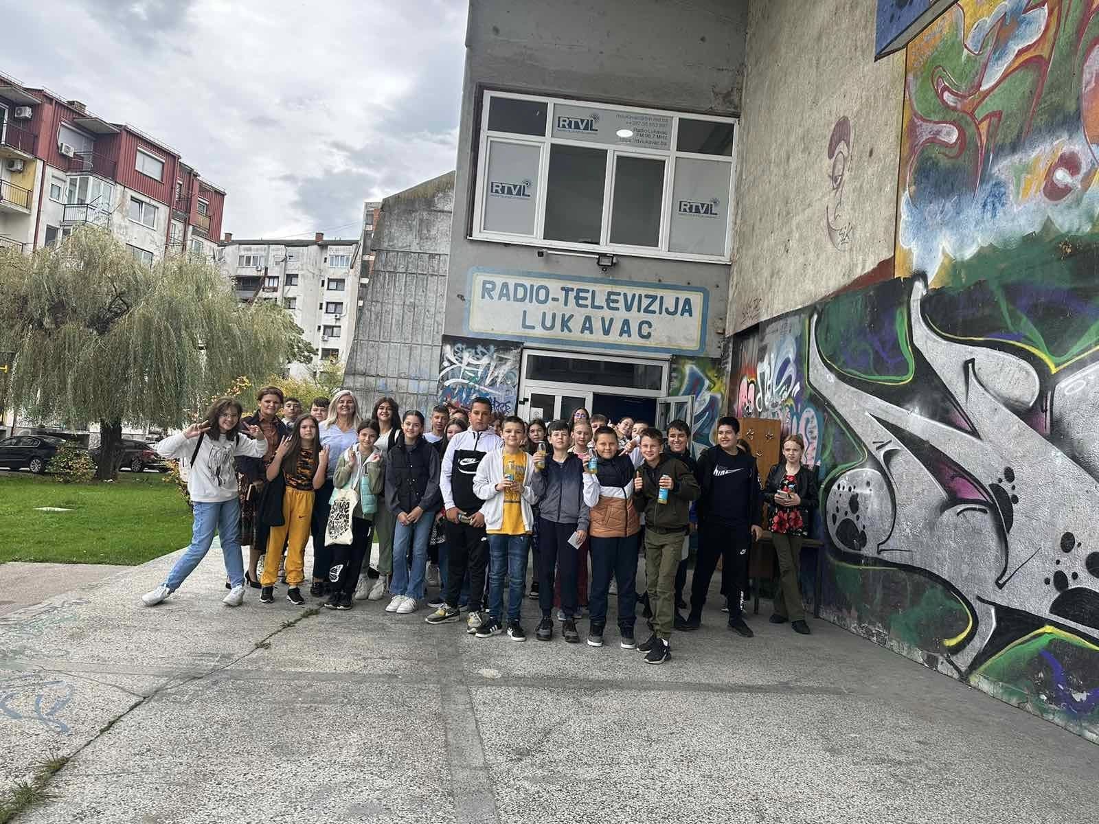 Učenici OŠ Puračić u posjeti RTV Lukavac (VIDEO) - RTV Lukavac