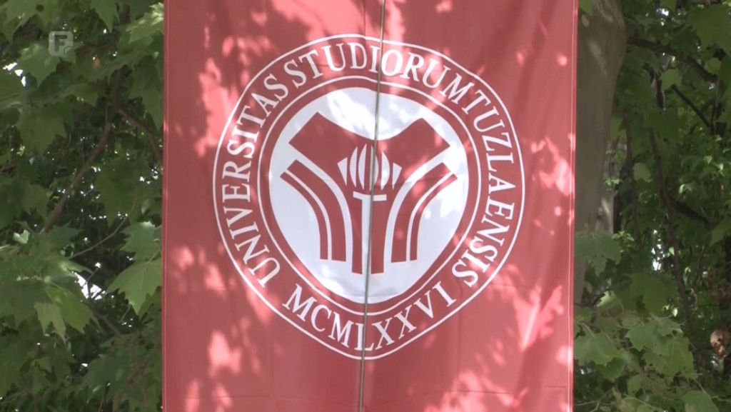 Počeo upis na Univerzitet u Tuzli - RTV Lukavac