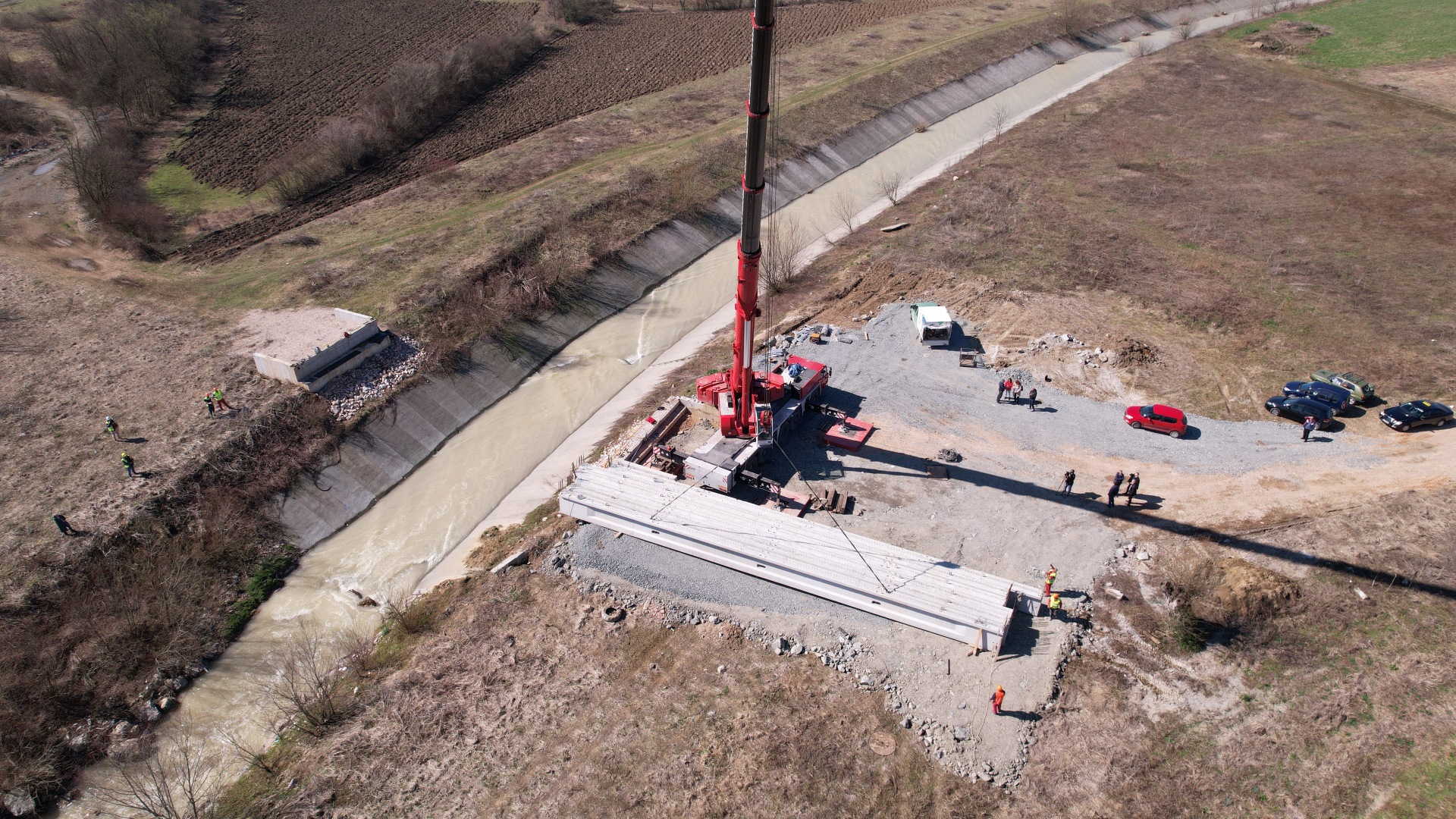 Počela završna faza izgradnje mosta na rijeci Jali (VIDEO) - RTV Lukavac