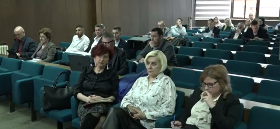 Zakazana peta redovna sjednica Gradskog vijeća Lukavac (VIDEO) - RTV Lukavac